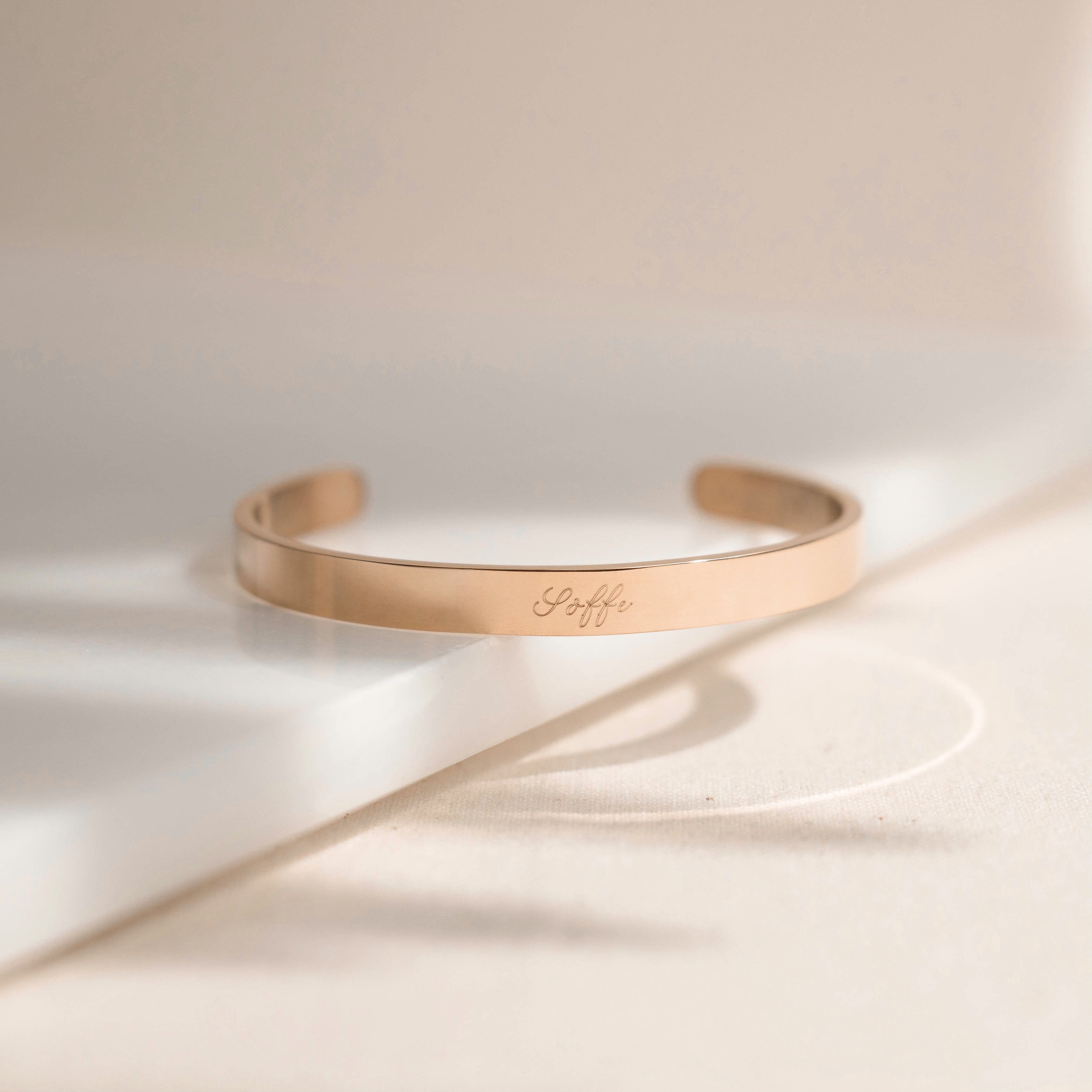Signature Classic Bangle – Made Different Co